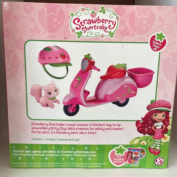 the bridge inc | Toys | Strawberry Shortcakescooter W Helmet Custardcat ...